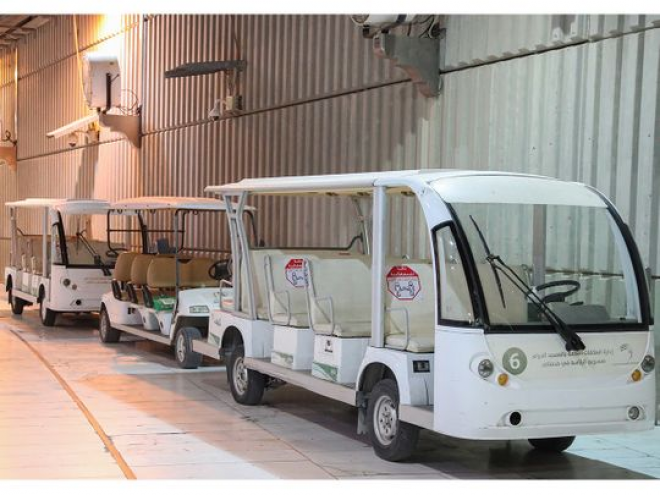 New carts to assist elderly Grand Mosque worshippers