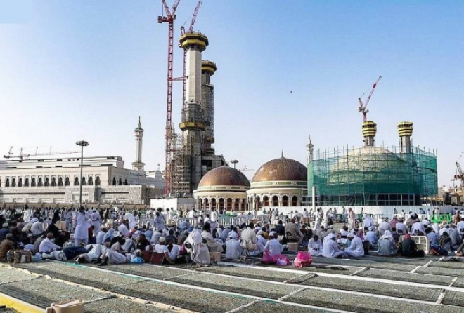Presidency confirms readiness of Grand Mosque's rooftop to receive ...